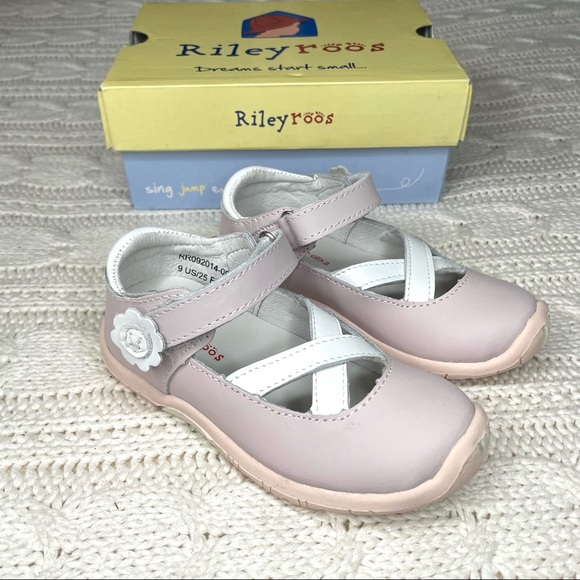 Riley Roos | Shoes | Nib Riley Roos Carly Blush Mary Jane Walking Shoes ...
